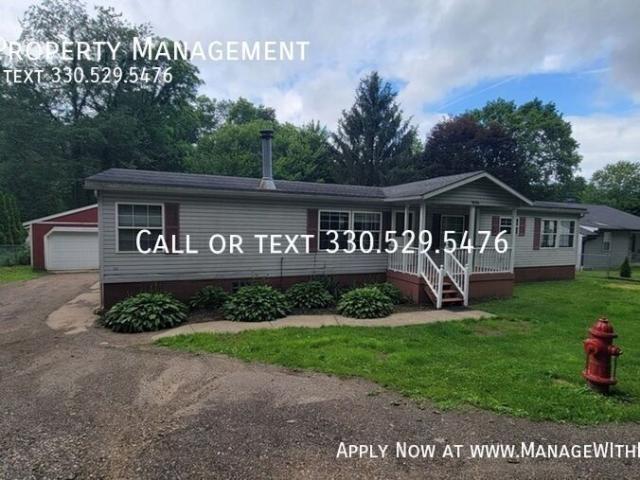3 BR, 2 BA Apartment 1634 Hilda St, Lakemore, OH 44250