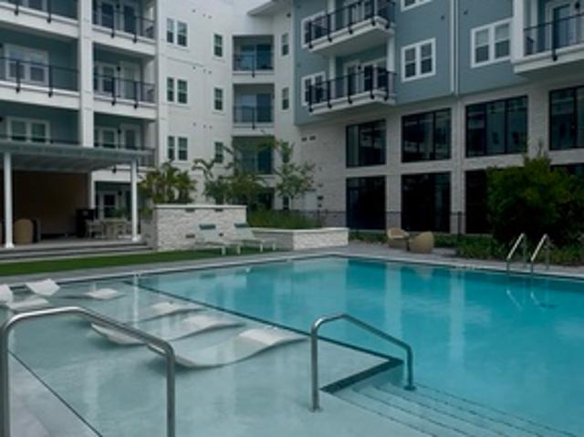 3 BR, 2 BA Apartment 16483 US Hwy 19 N, Unit 2, Clearwater, FL 33764