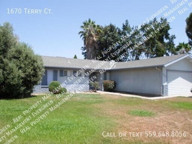 3 BR, 2 BA Apartment 1670 Terry Ct Porterville, CA 93257