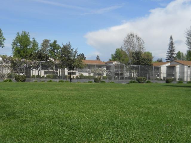 3 BR, 2 BA Apartment 1671 W El Camino Ave, Sacramento, CA 95833
