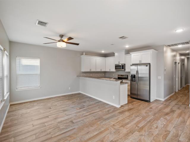 3 BR, 2 BA Apartment 16928 Kempwood, Montgomery, TX 77316