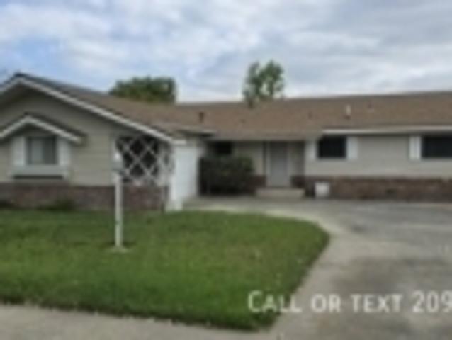 3 BR, 2 BA Apartment 1704 Crestview Drive 1704 Crestview Dr, Modesto, CA 95355