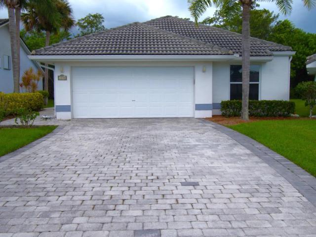 3 BR, 2 BA Apartment 1705 Aynsley Way, Vero Beach, FL 32966