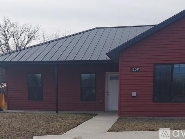 3 BR, 2 BA Apartment 1708 Prey Ct, Unit 1708, Moberly, MO 65270