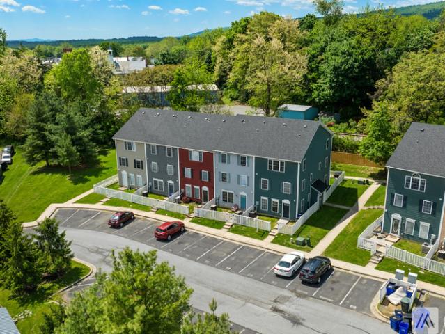 3 BR, 2 BA Apartment 170 North Altamont Avenue, Unit 170, Thurmont, MD 21788