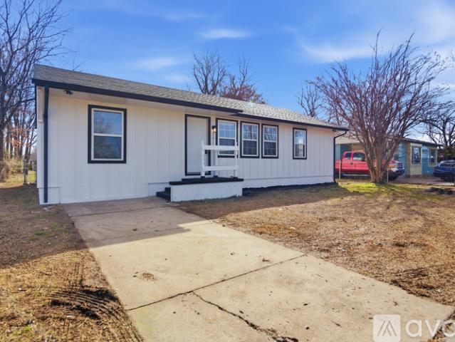 3 BR, 2 BA Apartment 1717 N Harvard Ave, Tulsa, OK 74115