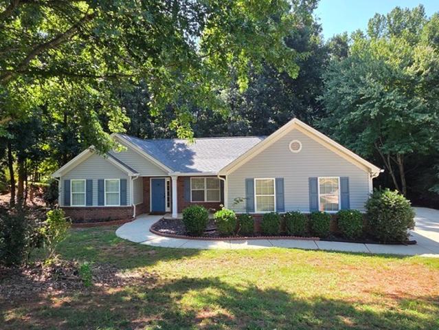 3 BR, 2 BA Apartment 171 Laurel Oaks Lane, Jefferson, GA 30549