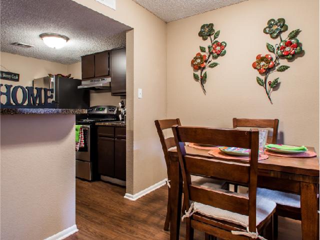 3 BR, 2 BA Apartment 1720 E. Woodward St Austin, TX 78741