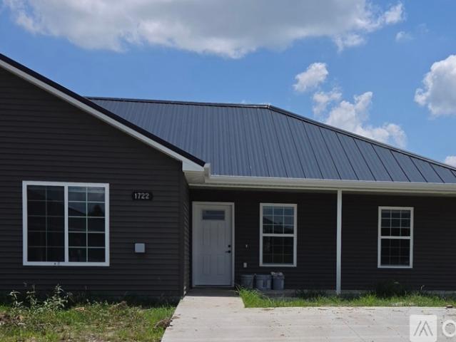 3 BR, 2 BA Apartment 1722 Talon St, Unit 1722, Moberly, MO 65270
