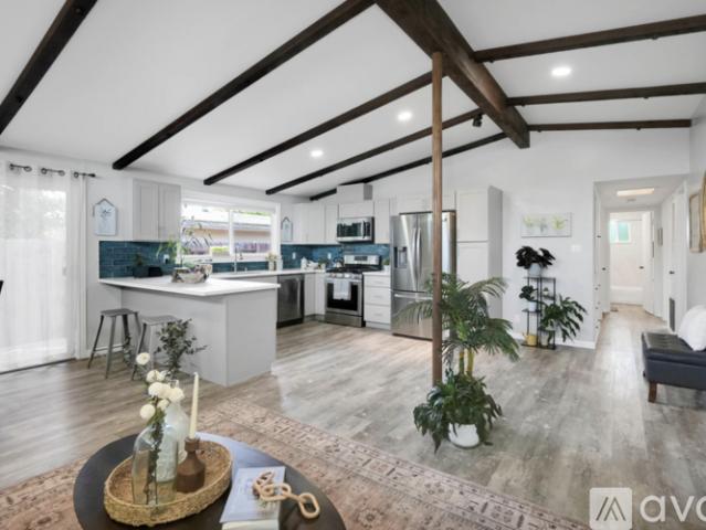 3 BR, 2 BA Apartment 1742 Southgate St, Hayward, CA 94545