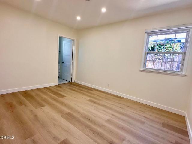 3 BR, 2 BA Apartment 17449 Keswick Street, Northridge, CA 91325
