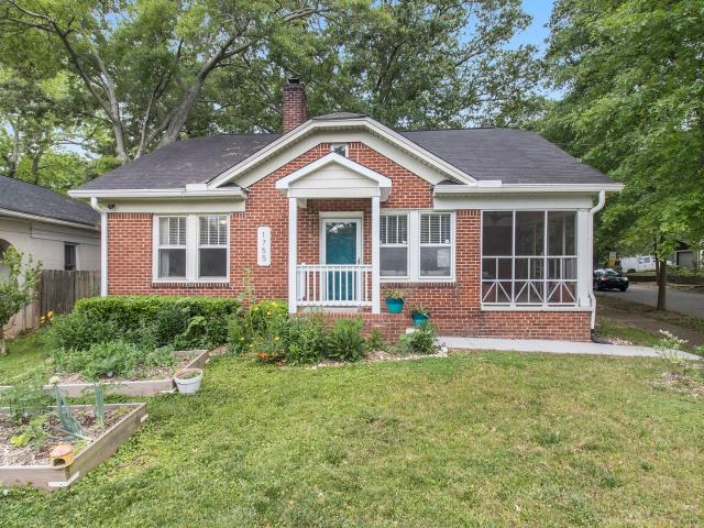 3 BR, 2 BA Apartment 1755 Langston Ave SW, Atlanta, GA 30310