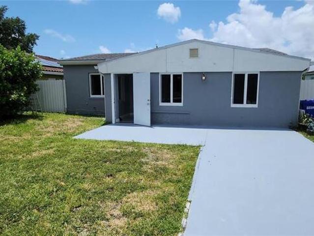 3 BR, 2 BA Apartment 1766 NE 181st St, North Miami Beach, FL 33162