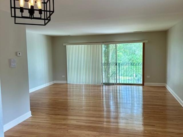 3 BR, 2 BA Apartment 17752 Dixie Hwy, Unit 2, Homewood, IL 60430