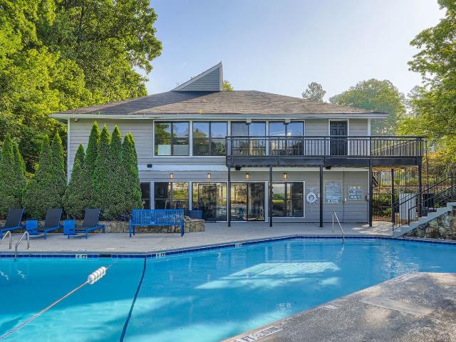 3 BR, 2 BA Apartment 1805 Roswell Road Unit 06F, Marietta, GA 30062