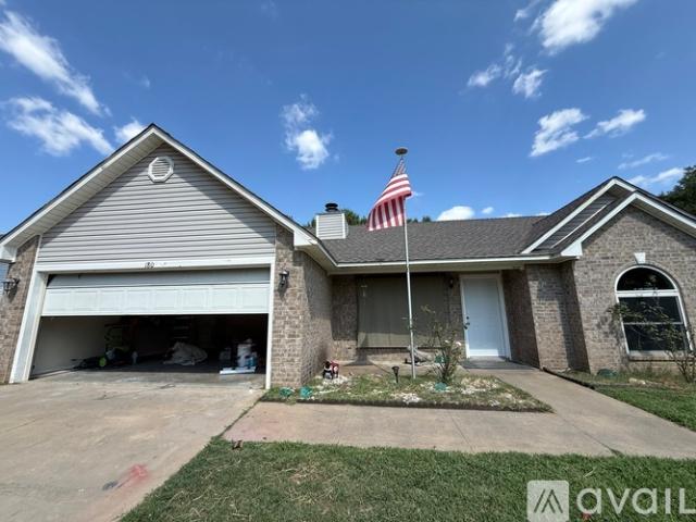3 BR, 2 BA Apartment 180 Azalea Dr, Greenwood, AR 72936
