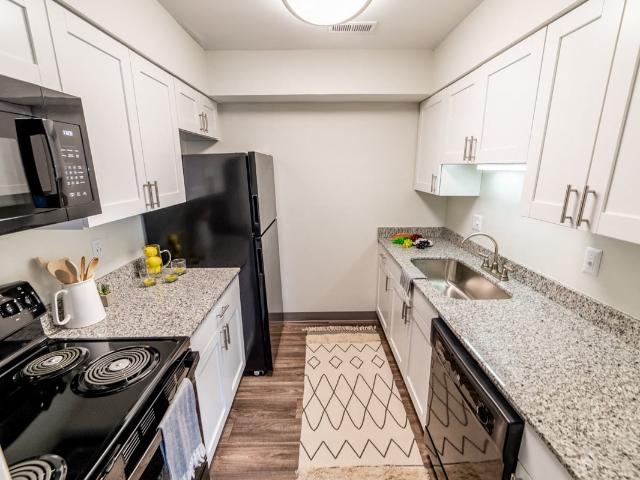 3 BR, 2 BA Apartment 1825 Jefferson Drive W Unit JA01924, Carmel, IN 46032