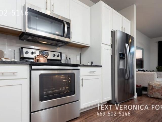 3 BR, 2 BA Apartment 1835 Parker Rd, Carrollton, TX 75010