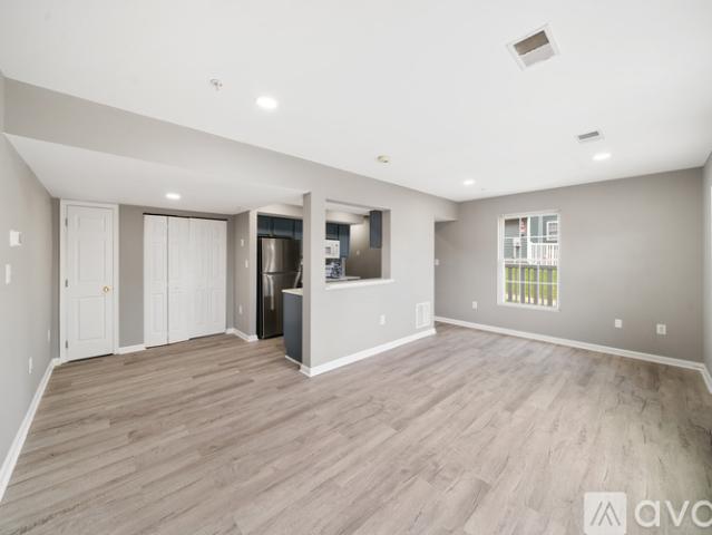 3 BR, 2 BA Apartment 184 North Altamont Avenue, Unit 184, Thurmont, MD 21788