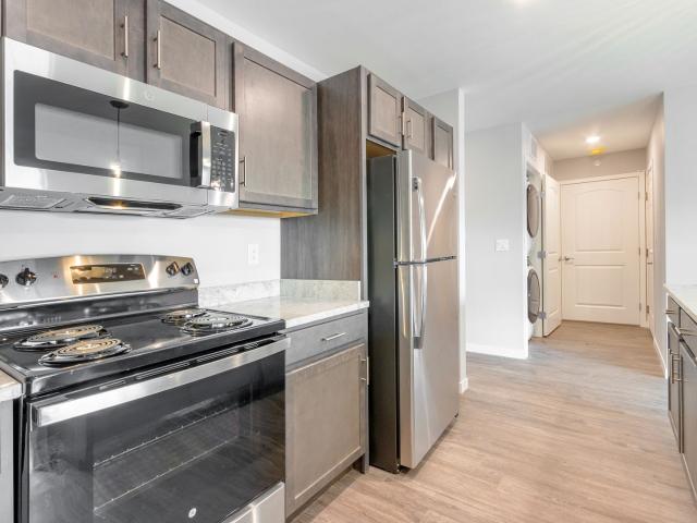 3 BR, 2 BA Apartment 1850 W. Pine St Baraboo, WI 53913
