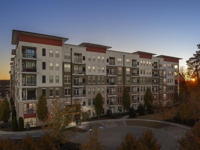 3 BR, 2 BA Apartment 185 Cliftwood Dr Unit 201, Atlanta, GA 30328
