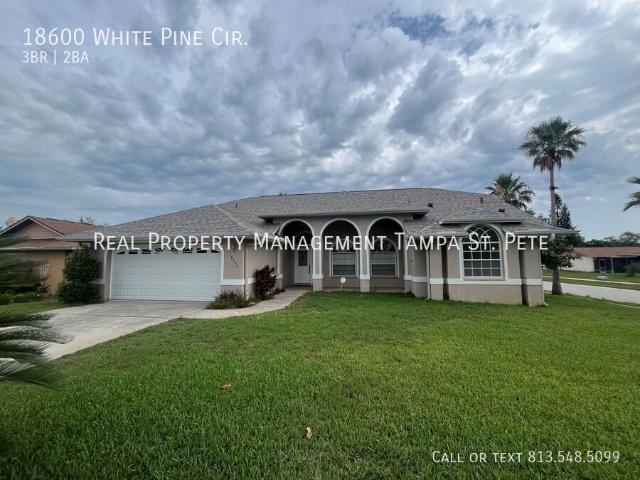 3 BR, 2 BA Apartment 18600 White Pine Cir Hudson, FL 34667