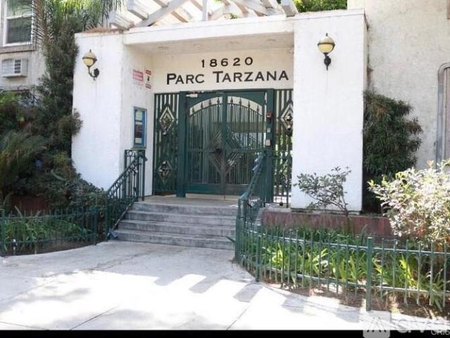 3 BR, 2 BA Apartment 18620 Hatteras St, Unit 227, Tarzana, CA 91356