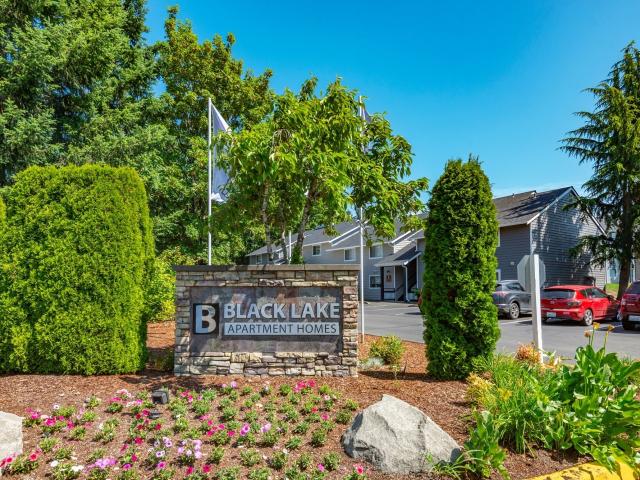 3 BR, 2 BA Apartment 1900 Black Lake Boulevard Southwest Unit HH 08, Olympia, WA 98502