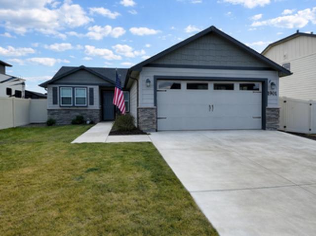 3 BR, 2 BA Apartment 1901 East Porter Street, Kuna, ID 83634