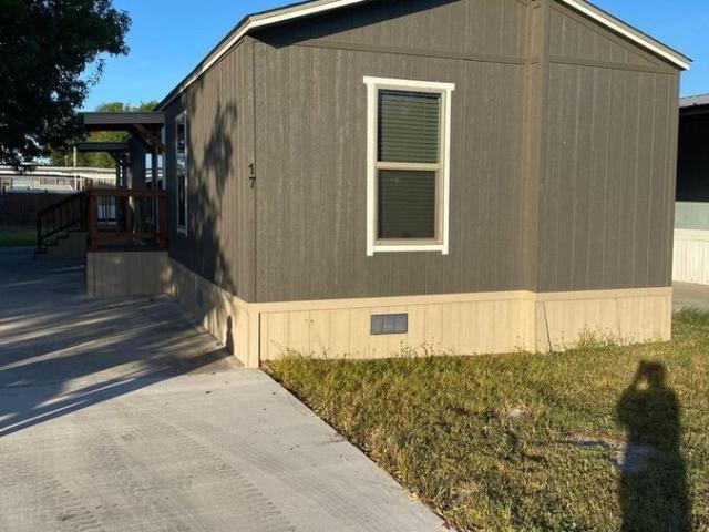3 BR, 2 BA Apartment 1901 N Glasscock Rd, Mission, TX 78572