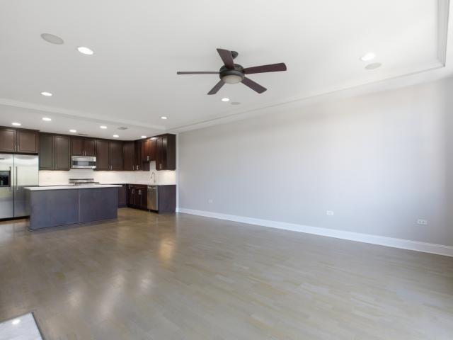 3 BR, 2 BA Apartment 1915 West Diversey Parkway, Chicago, IL 60614