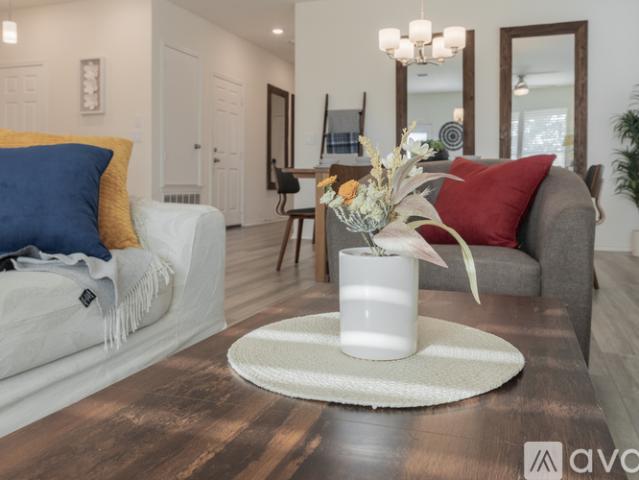 3 BR, 2 BA Apartment 1921 Dragonfly Loop, Bastrop, TX 78602