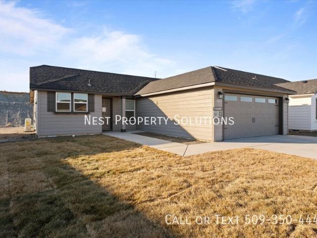 3 BR, 2 BA Apartment 1922 Hickory Rd Moses Lake, WA 98837