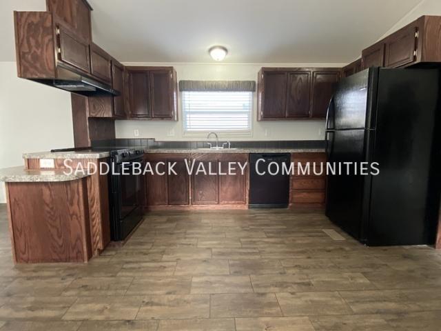 3 BR, 2 BA Apartment 1925 E Murray St, Rawlins, WY 82301