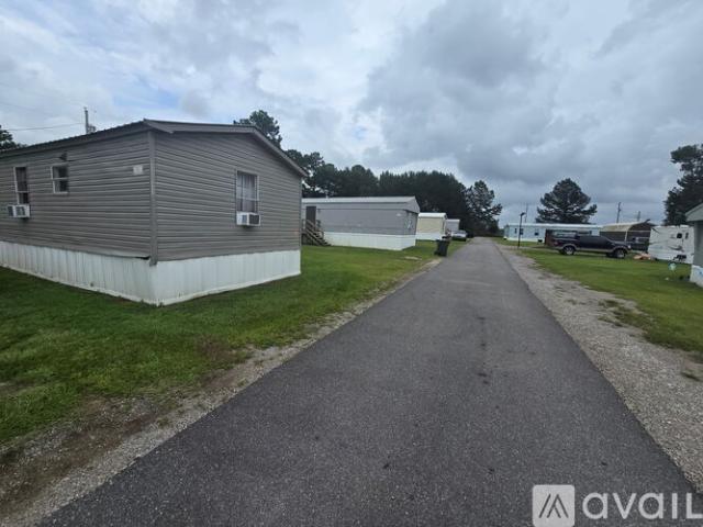 3 BR, 2 BA Apartment 19314 County Road 87 Lot 4, Elberta, AL 36530