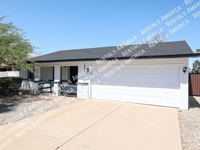 3 BR, 2 BA Apartment 1944 E Richards Dr, Tempe, AZ 85282
