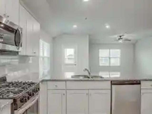 3 BR, 2 BA Apartment 1945 Redstart, New Braunfels, TX 78130