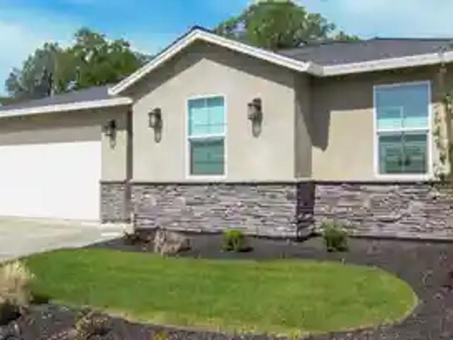 3 BR, 2 BA Apartment 1978 Goren Ct, Redding, CA 96003