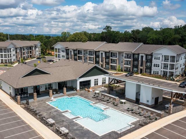 3 BR, 2 BA Apartment 1994 Highway 72 East Unit 118, Huntsville, AL 35811