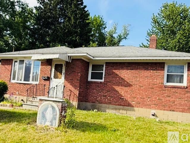 3 BR, 2 BA Apartment 19 Pleasantview Avenue, Albany, NY 12203