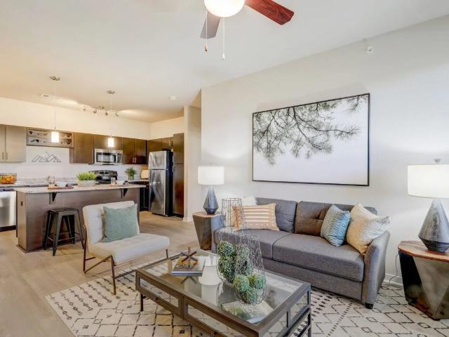 3 BR, 2 BA Apartment 1000 Pinewood Ave Unit 9204, Walled Lake, MI 48390