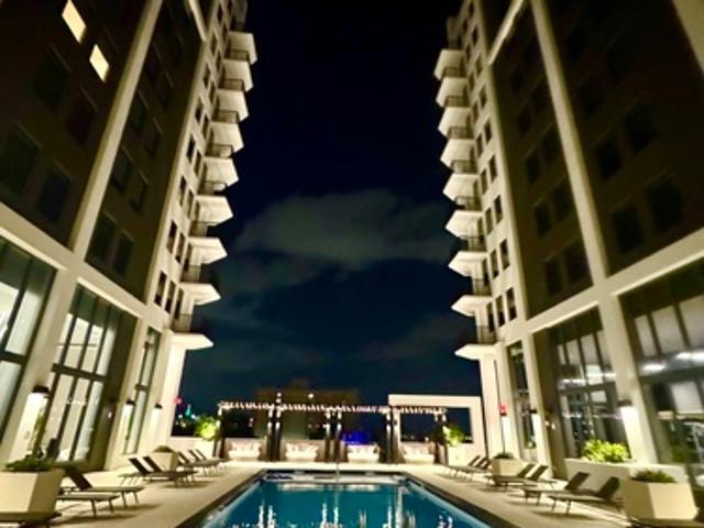 3 BR, 2 BA Apartment 1002 1st Ave N, Unit 1, St Petersburg, FL 33705