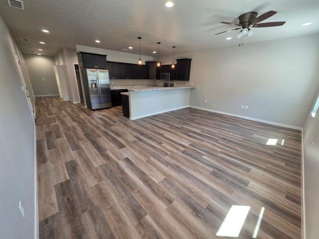 3 BR, 2 BA Apartment 1004 N 7th St, Norfolk, NE 68701