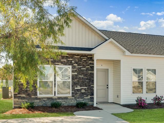 3 BR, 2 BA Apartment 1005 Allen Ridge Drive Unit 1413 AE, Greenville, NC 27834