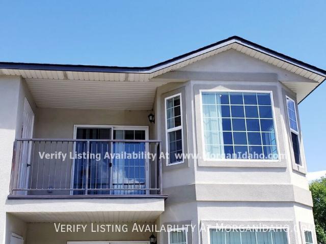 3 BR, 2 BA Apartment 10096 W Garverdale Ln Boise, ID 83704