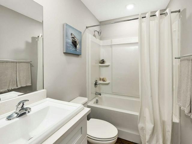 3 BR, 2 BA Apartment 100 Towne Square Road Unit 163, Brunswick, GA 31525
