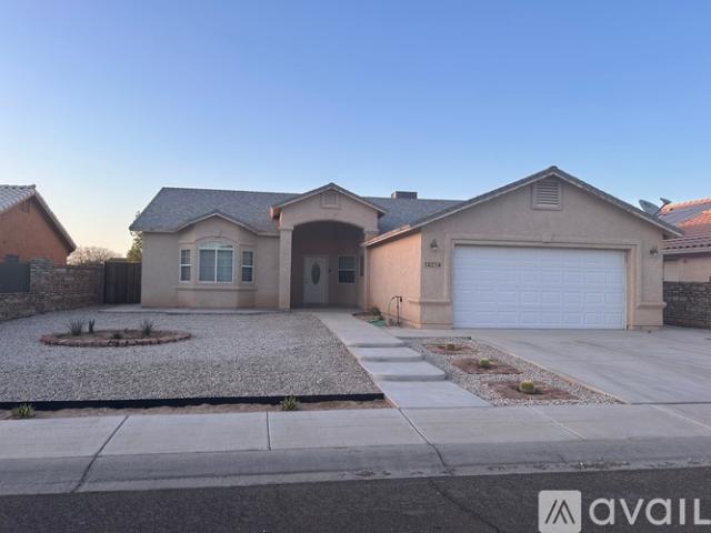 3 BR, 2 BA Apartment 10214 East 37th Street, Yuma, AZ 85365