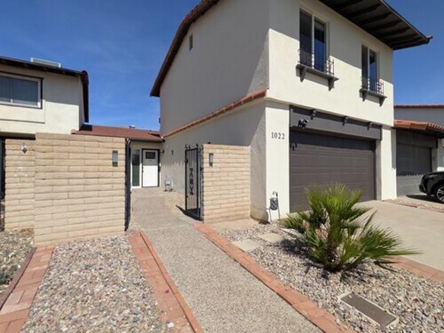 3 BR, 2 BA Apartment 1022 West Mission Lane, Unit 1022, Phoenix, AZ 85021