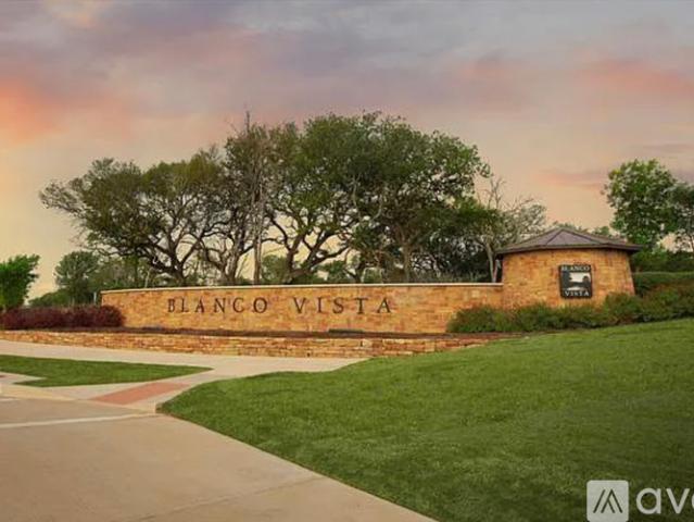 3 BR, 2 BA Apartment 1030 Sand Post Pl, San Marcos, TX 78666