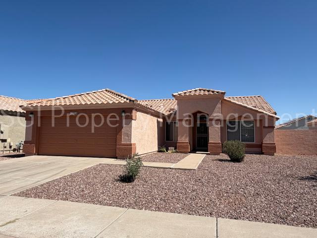 3 BR, 2 BA Apartment 10318 W Missouri Ave, Glendale, AZ 85307